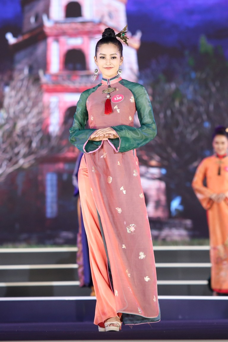 Đặt lên bàn cân nhan sắc Top 3 Hoa hậu Việt Nam 2018: 10X vs 9X – Topsao